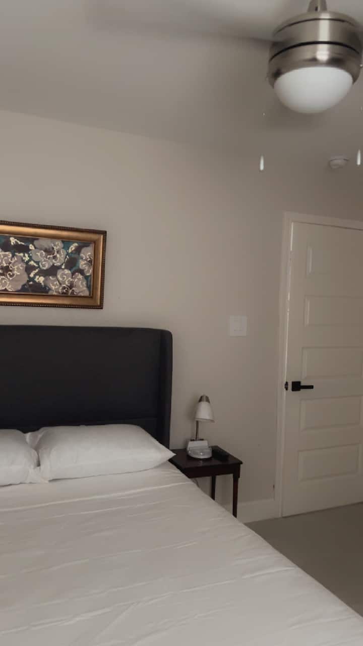 Clean, Nice Room. - Baytown, TX