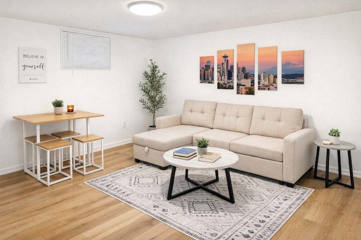 Amazing Location, Blocks From Uw - Seattle