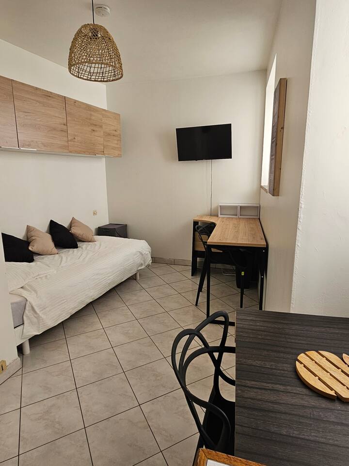 Studio En Plein Centre-ville - Nevers
