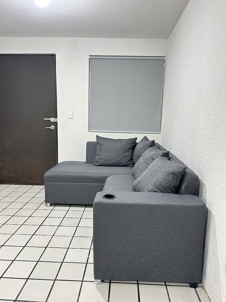 Departamento A 5 Cuadras De Fundidora, 8 Personas. - Monterrey