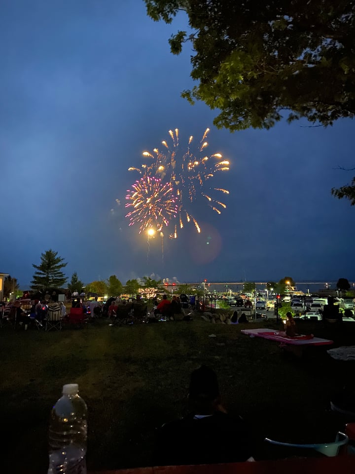 Full House Harbor View - Port Austin, MI
