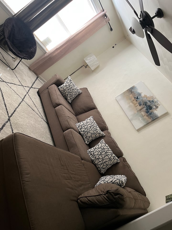 The Teeny Room - Chesapeake, VA