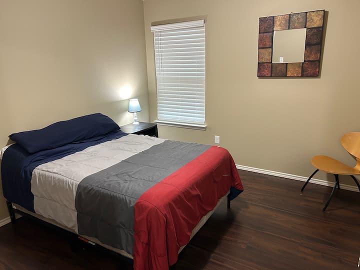 2nd. Upstairs Full-size Bed And Loft - Laredo, TX
