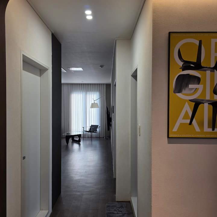 오픈행사/40평대 넓은공간
복층 전용테라스
모던 감성테마 
템퍼 매트리스 
아늑한 분위기 - Gwangju