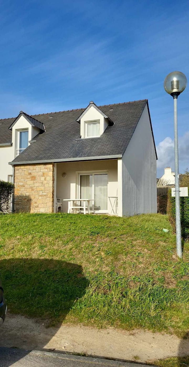 Maison Avec Piscine
2 Nuits Minimum - Plougonvelin