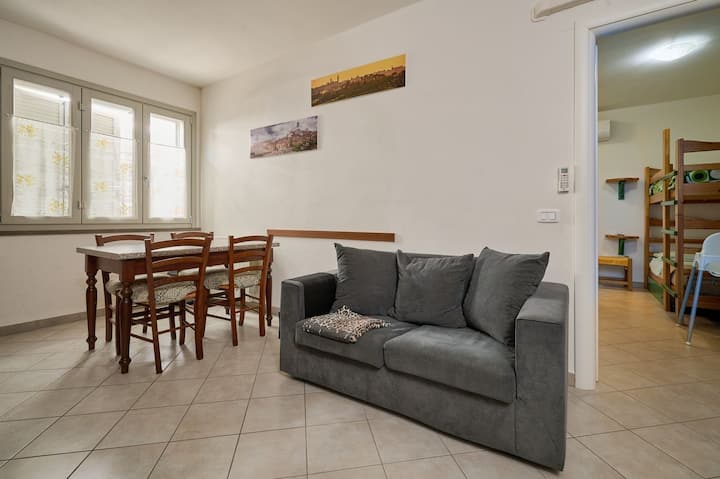 Follonica Mare Con Garage Via Pratelli - Follonica