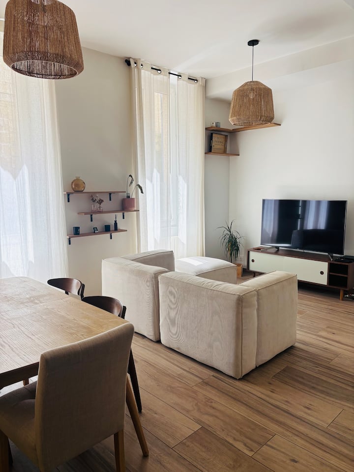 Duplex Chartrons 3 Ch 6 Pers Calme - Bordeaux