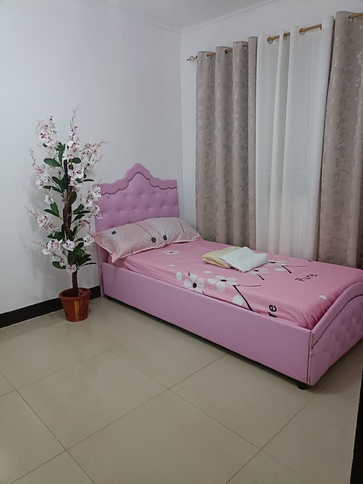 Bungalow Vacation House - Tanay