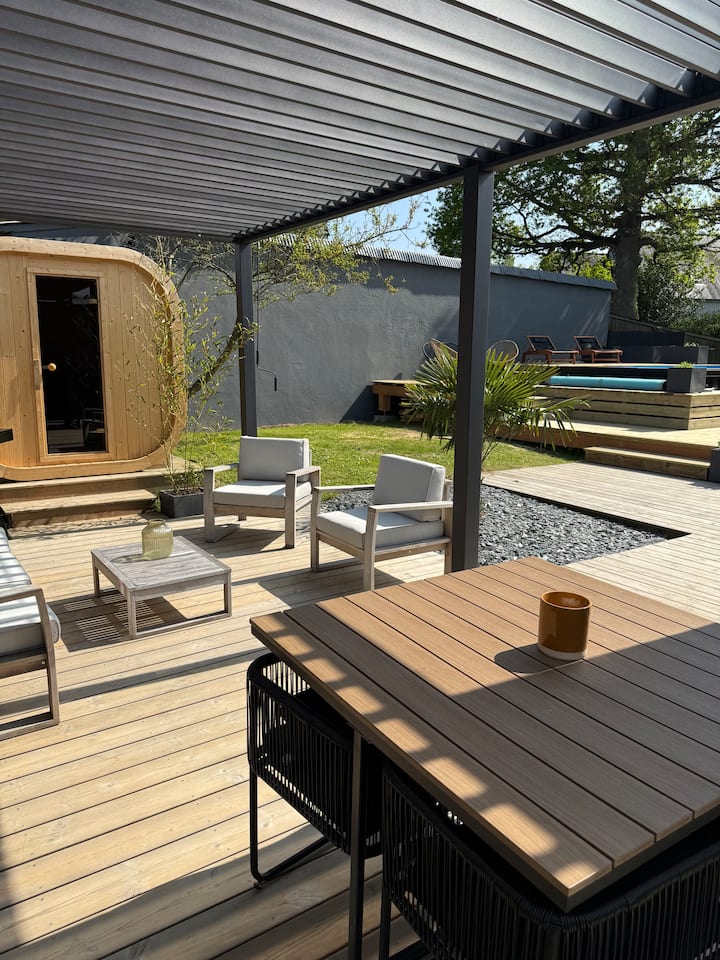 Studio Bien-être Privé
Sauna & Piscine 
Détente - Lancieux