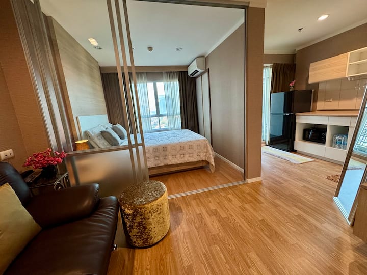 Pool View Studio | Walk To Terminal 21 - Pattaya