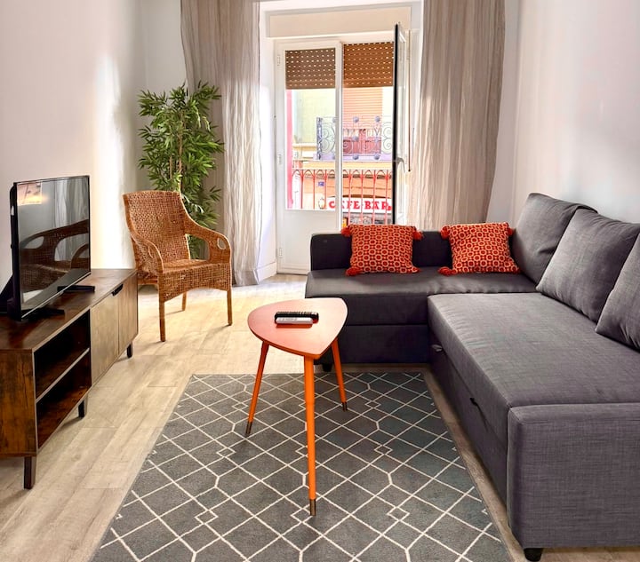 A Un Paso Del Casco Viejo - Bilbao