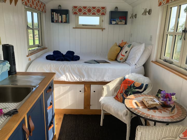 Luxurious Shepherd's Hut Near Yr Wyddfa (Snowdon) - North Wales