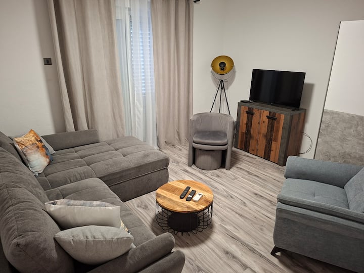 110m2 - Makarska