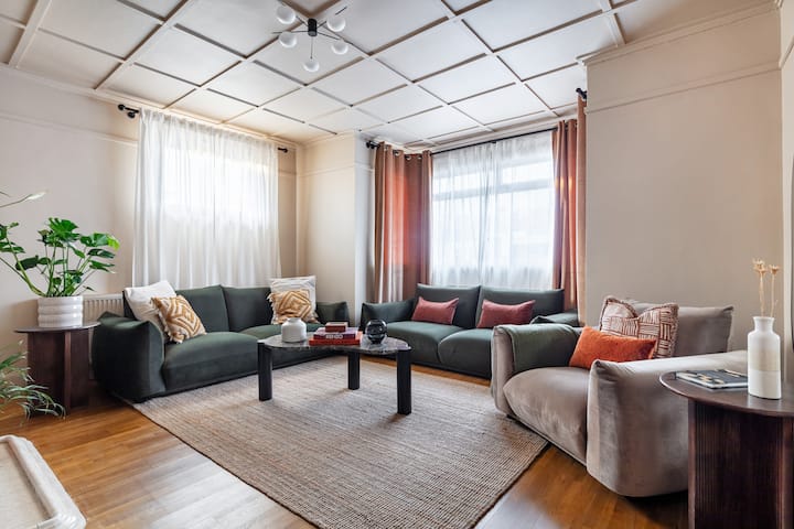 The Acton Edition | Calm West London Stay - London