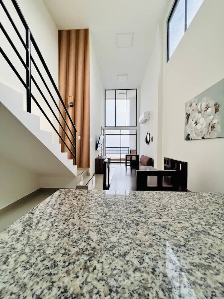 Loft Con Jacuzzi-paqueo-10min Consulado Americano - Guayaquil
