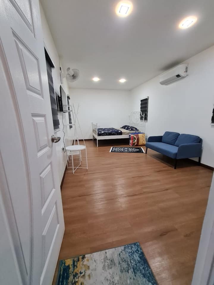 Chalet Casa Mahang Nilai - Mantin