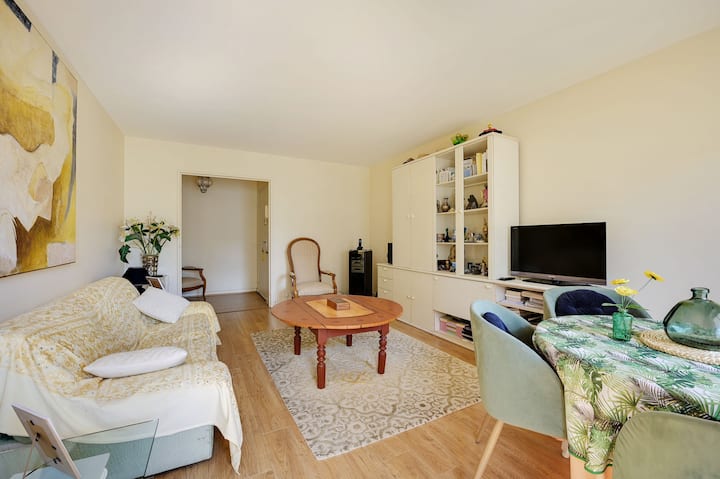 Paris - La Défense / 2 P Balcon - Courbevoie