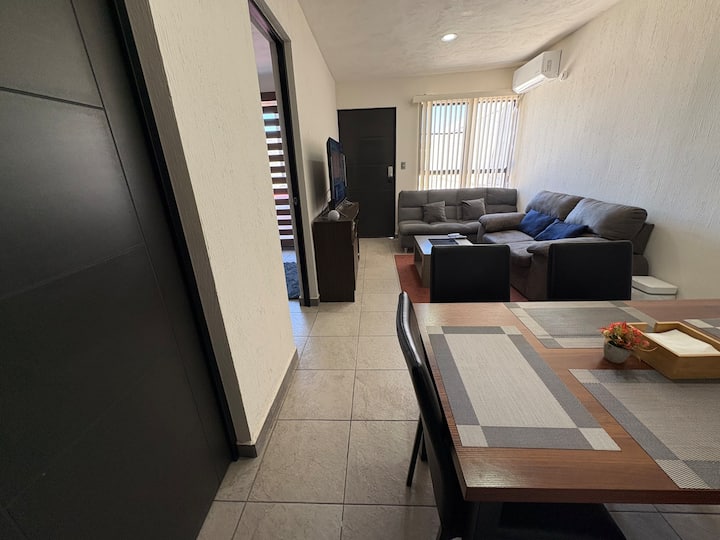 Casa Cómoda Con A/c, Cerca De Plaza Vía Alta - Salamanca