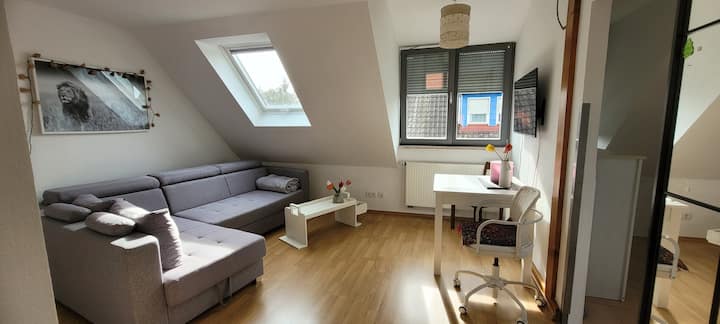 Gemütliche Dachgeschosswohnung - Ludwigsburg