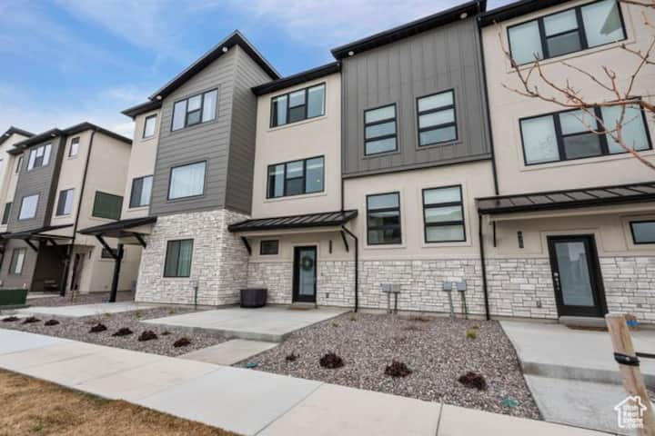 New Townhouse - Lehi, UT