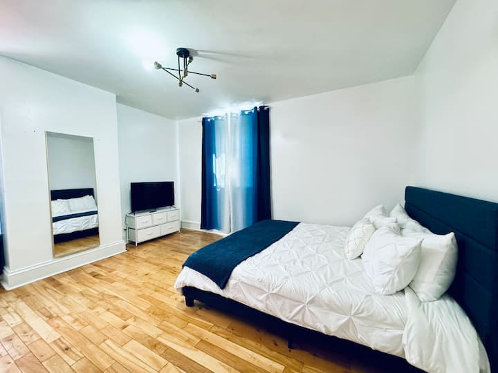 Centrally Located | King Bedroom - Boston, MA