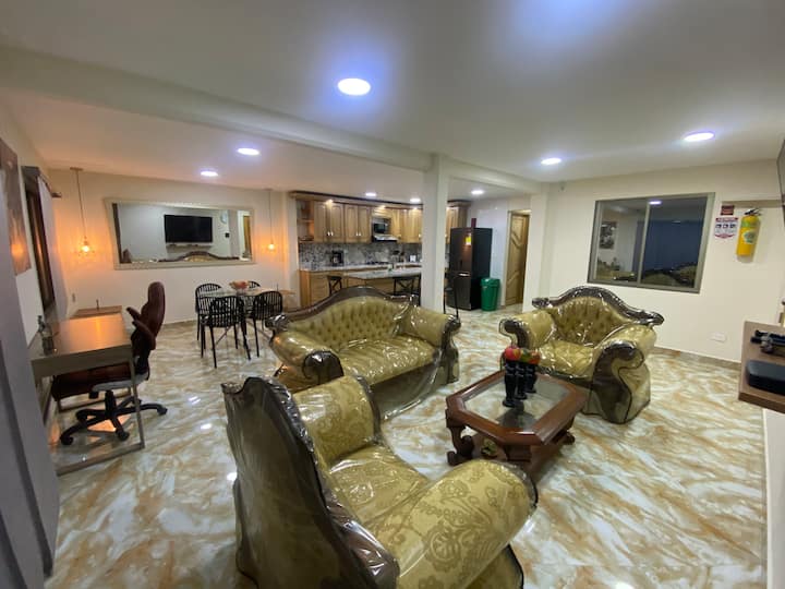 Cómodo Y Espacioso Apartamento Central - Medellín