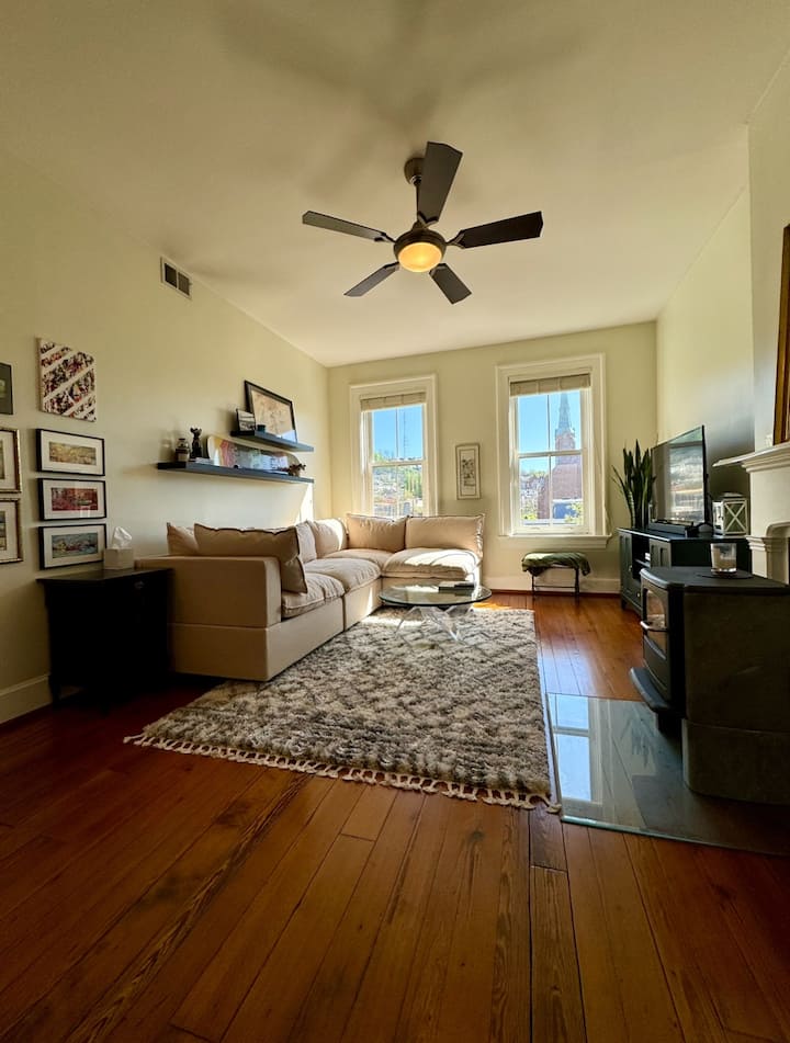 Central Otr | Walk Everywhere | Free Parking - Cincinnati, OH