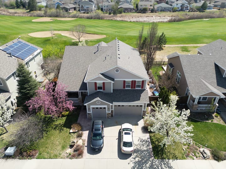Huge, Light-filled, Elegant Home With Amenities. - Longmont, CO