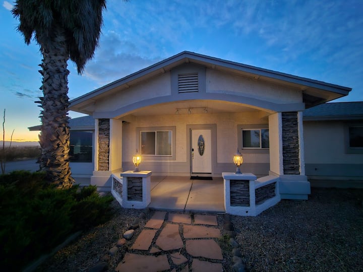 Grand View Cottage - Safford, AZ