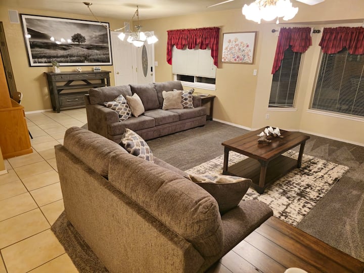 Grand View Cottage - Safford, AZ