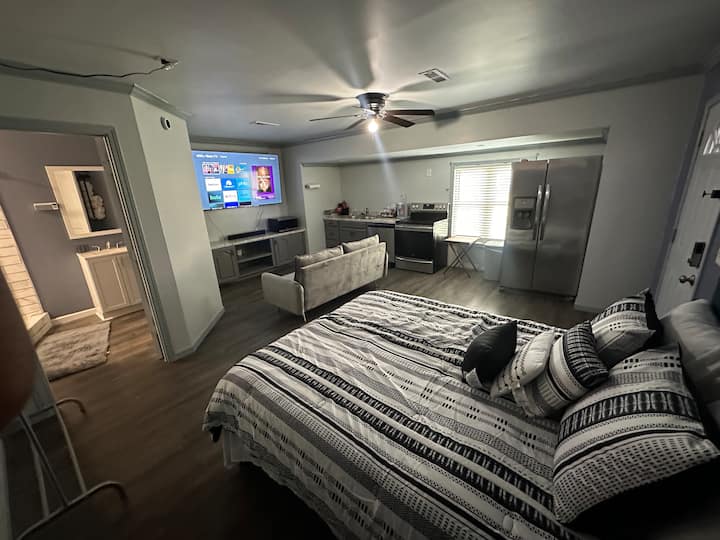 Studio Luxe - Elgin, SC