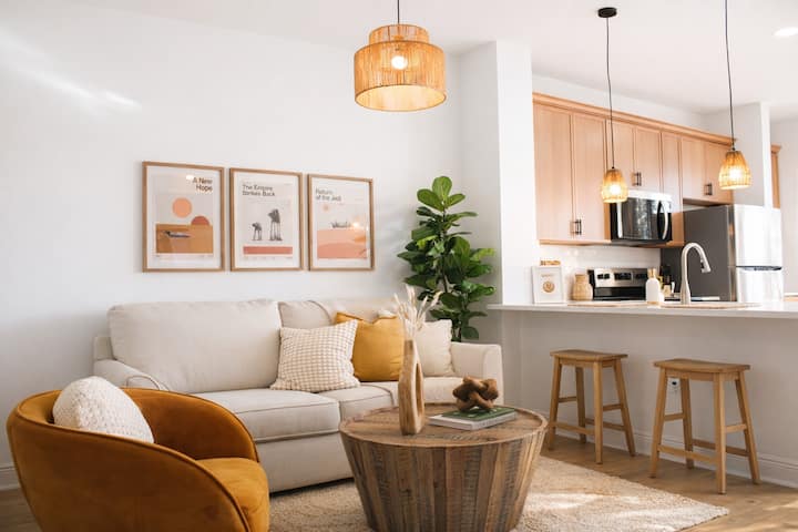 Boho Bliss Escape• Poolside•minutes From Adventure - Floride