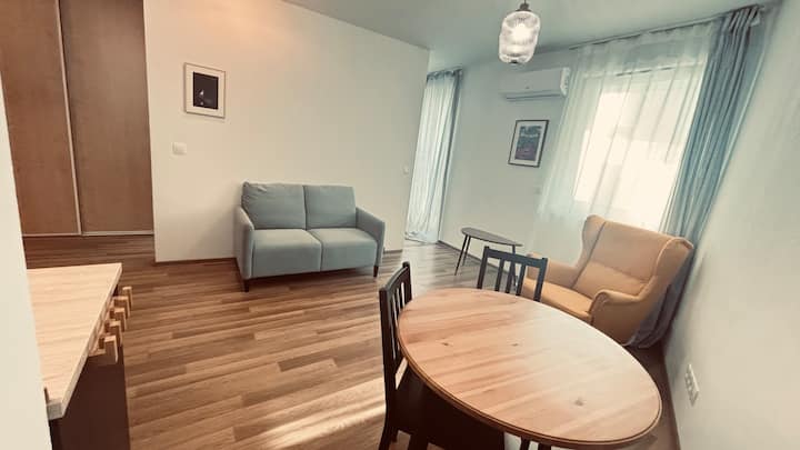 New Apartment In Bratislava - Old Town + Parking - Bratislava