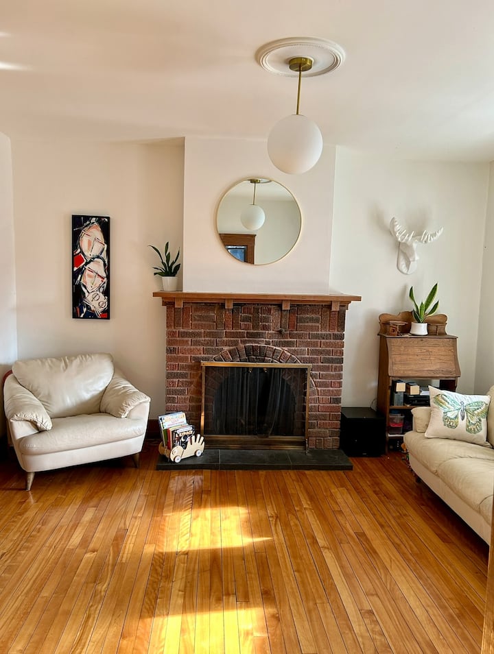 Belle Maison! Vue Sur Le Lac Et Près De L’aéroport - Dorval