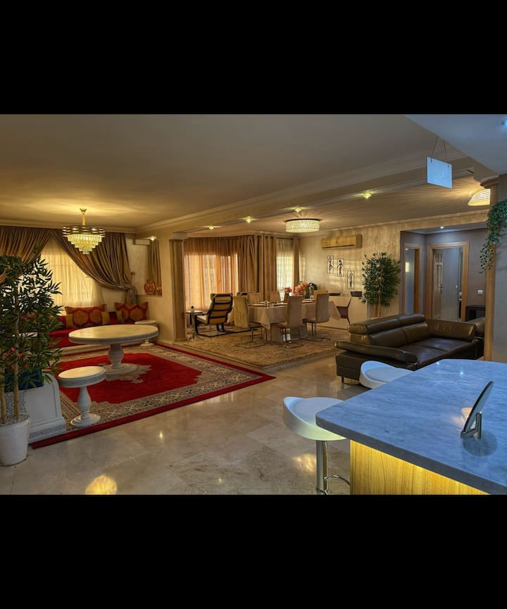 Cozy Apartment With Stunning View Near Tgv Station - 丹吉爾