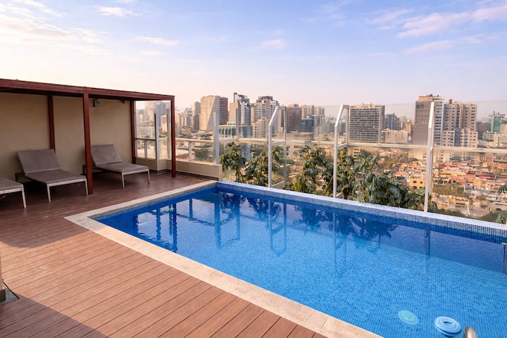 ¡Exclusivo! A Pasos De San Isidro, ¡Piscina! - Peru