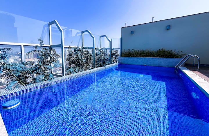 ¡Exclusivo! A Pasos De San Isidro, ¡Piscina! - Perú