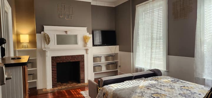 Lucky Number Seven
2 Floor Std - Schenectady