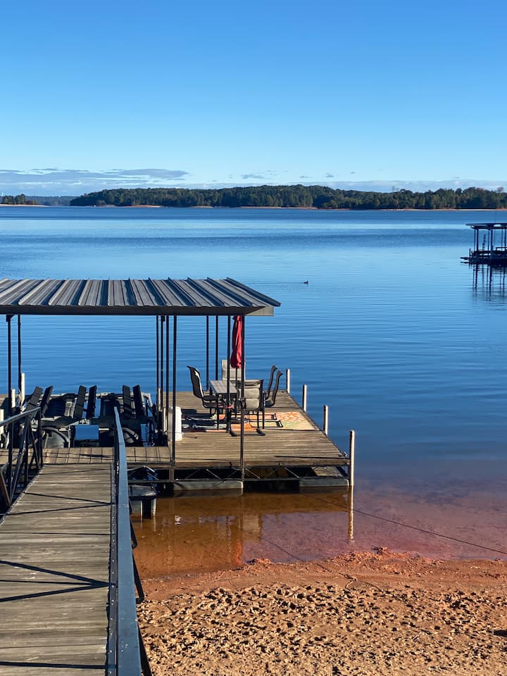 Deep Water To Swim & Fish Plus 2 Game Rooms! - Sadlers Creek State Park, Anderson