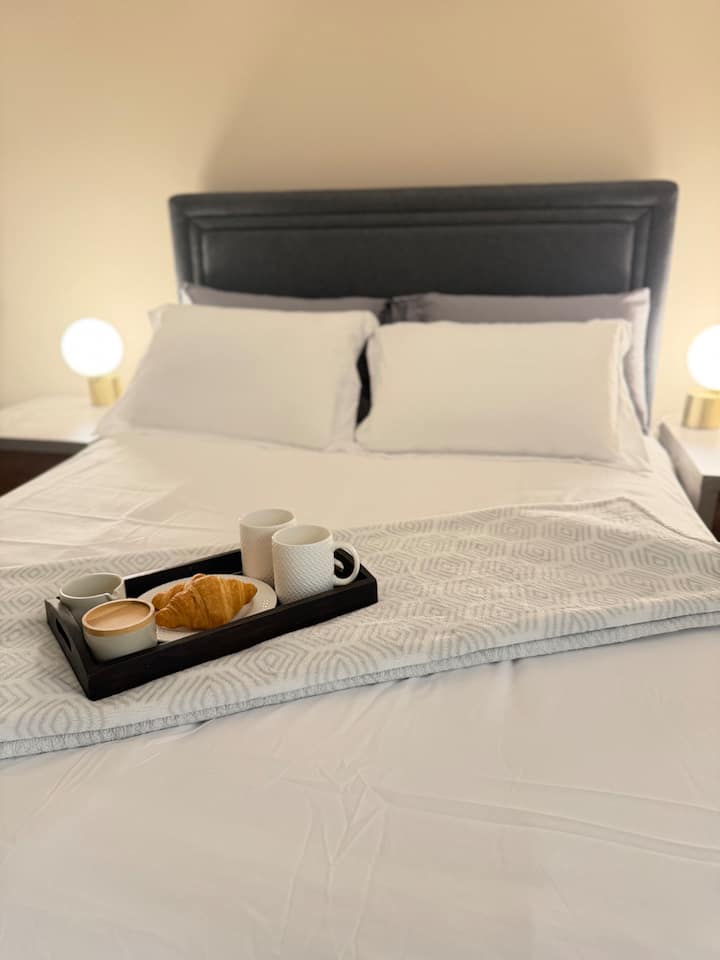 Brand New Private Luxury Suite Open Consept Living - Ajax