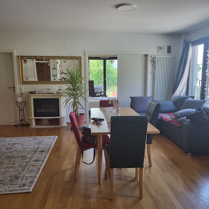 Zimmer In Gemeinsamer Wohnung Eines Paares - Freiburg im Breisgau
