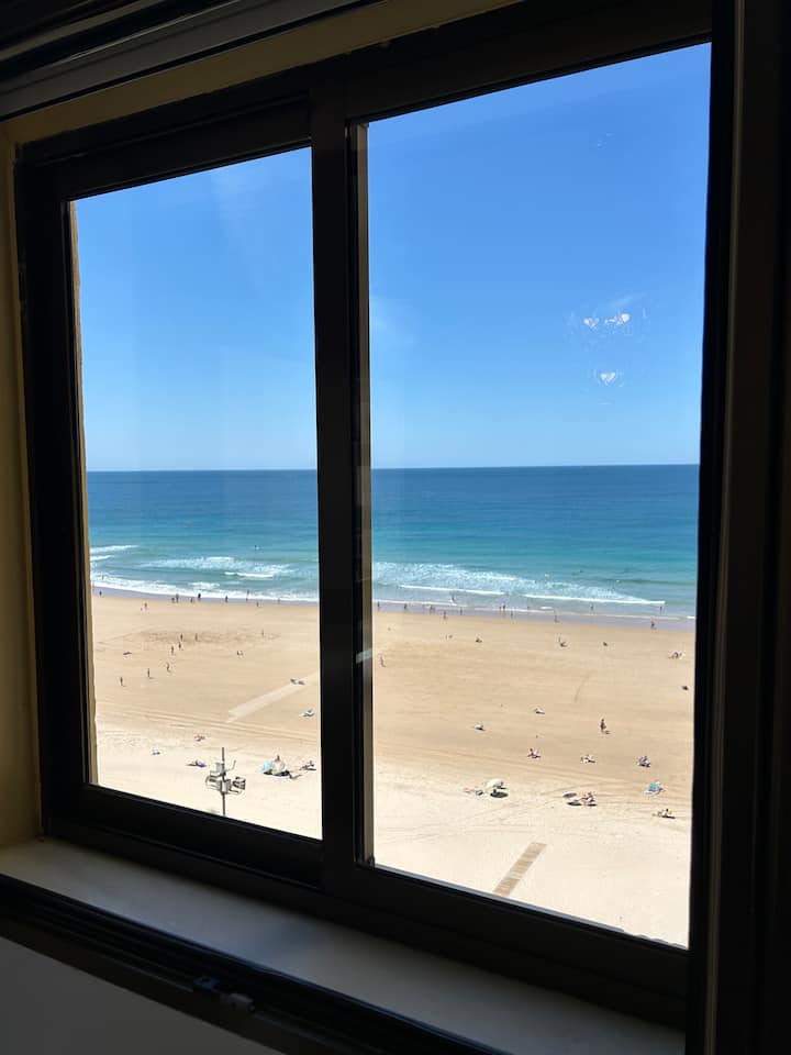 Lempicka Beach - Cádiz