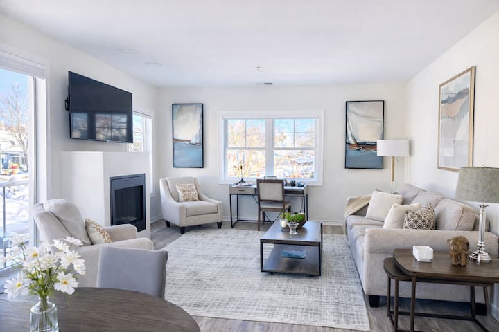 Down Town Sutton’s Bay Sanctuary - Suttons Bay, MI