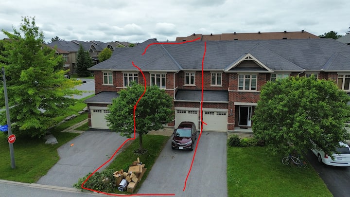 Exec 3 Bed/2.5 Bath Townhouse/kanata High Tech - Kanata