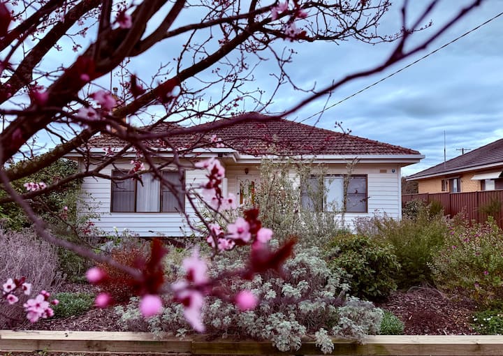 Kings Cottage - Hamilton