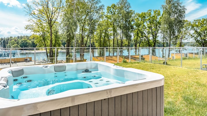 Apartament B102 Z Widokiem Na Jezioro I Jacuzzi - Giżycko