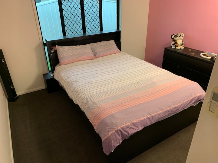 Beef Week Accomodation 3xbedrooms - Rockhampton