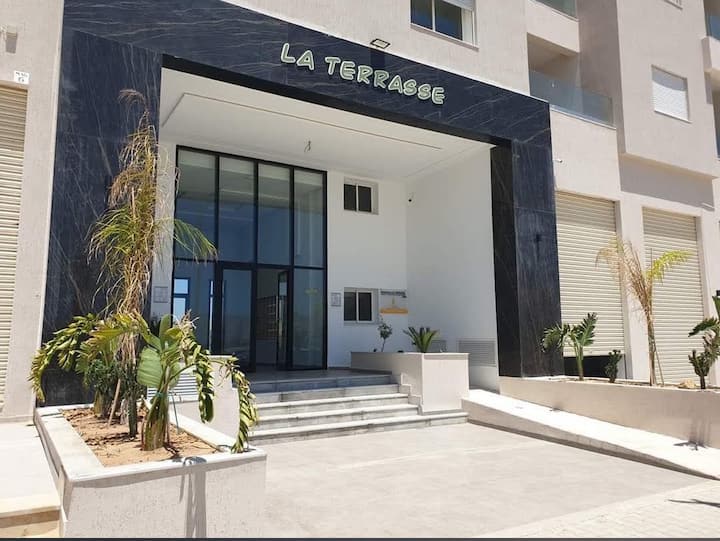 Charming Apartment With Balcony, Pool, And Garage - Nabeul