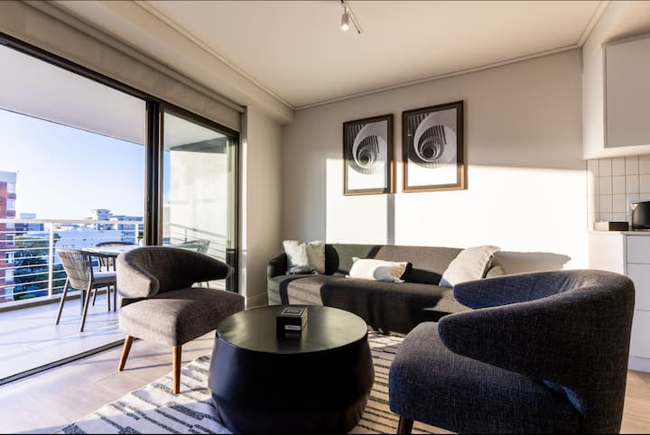 Adorable Coastal Retreat Sea Point - Camps Bay
