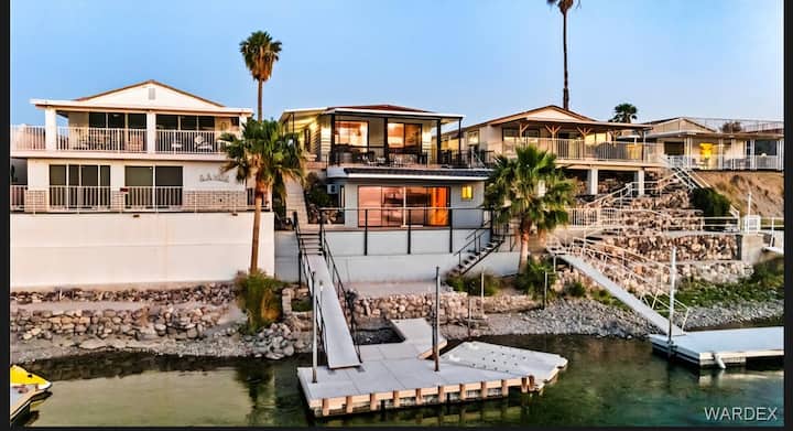Beautiful Riverfront Home With Boat Dock - Bullhead City, AZ